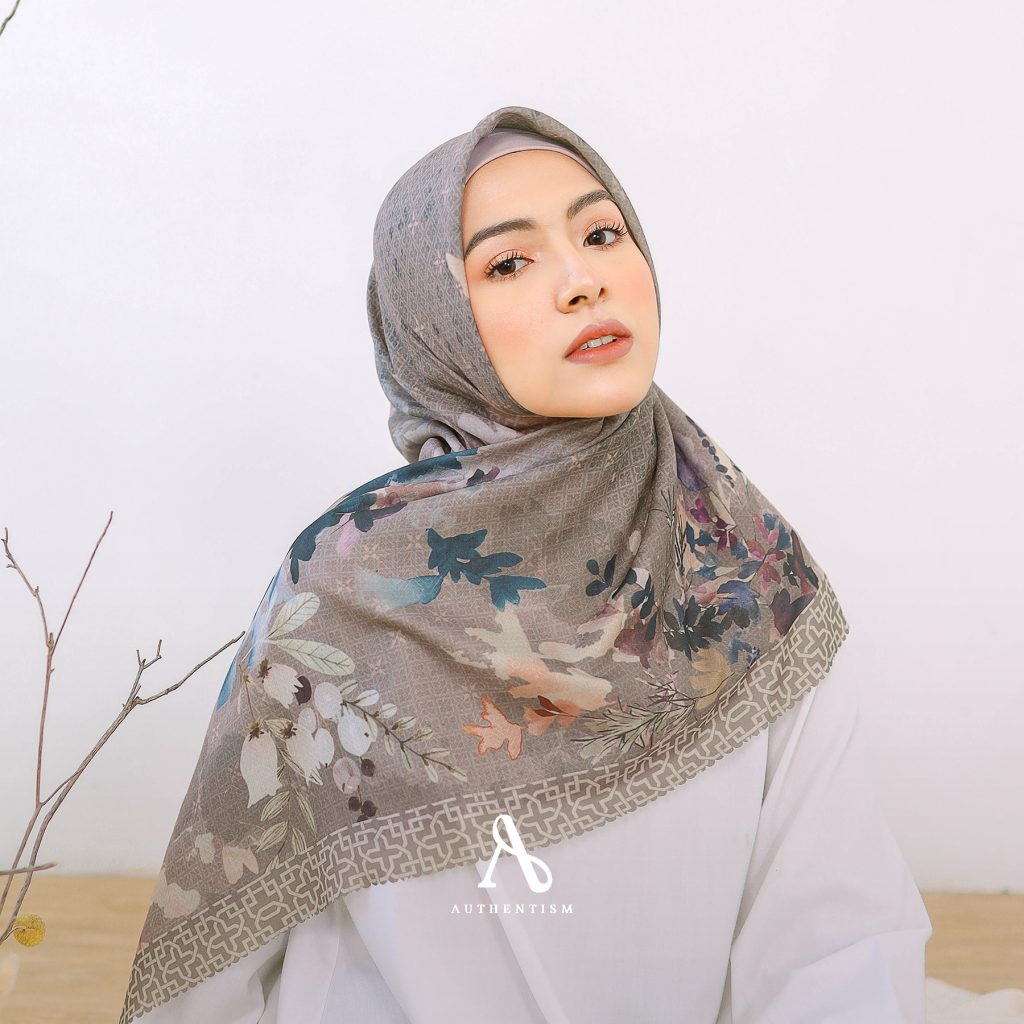 Lontara Scarf - Authentism