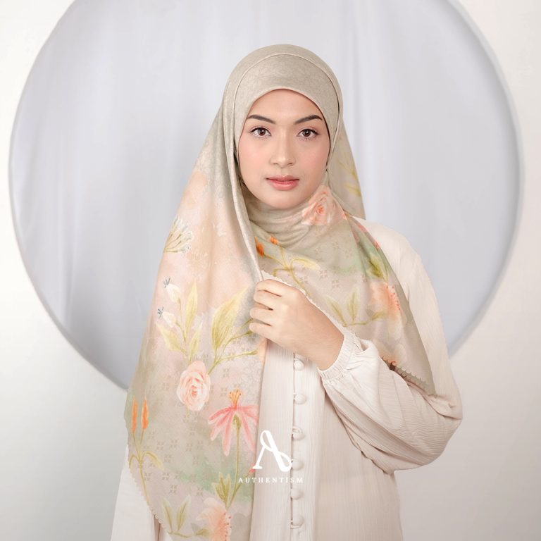 Utopia Bliss Sand Scarf - Authentism